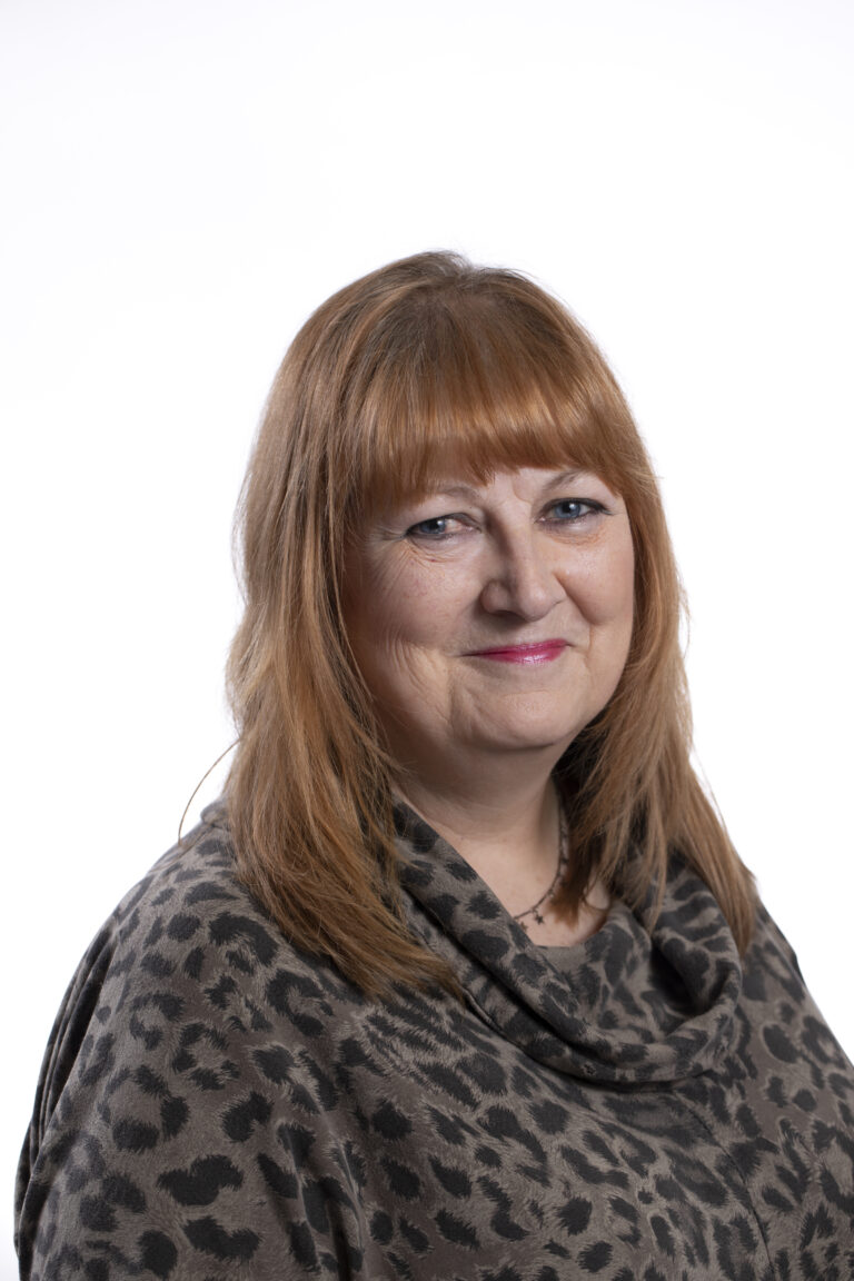 Meet the team - Esteem